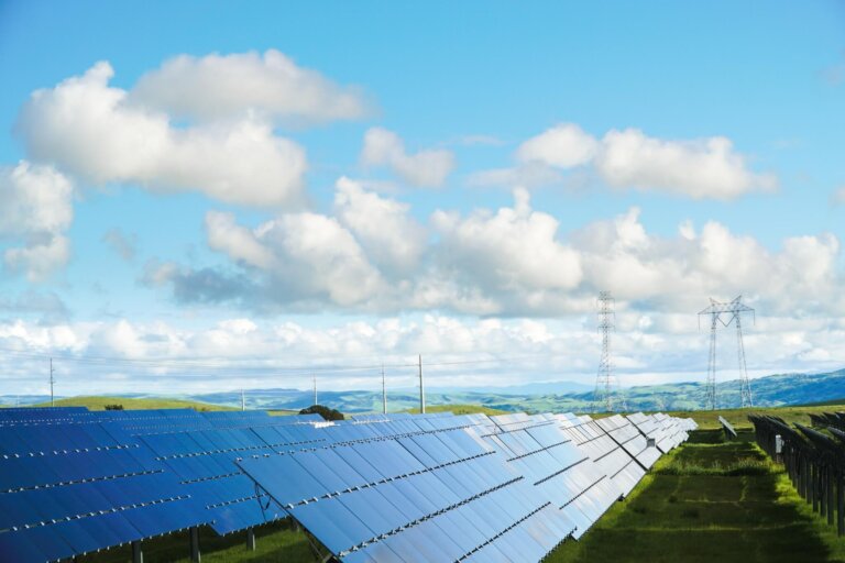 What is Utility-Scale Solar? | Arevon