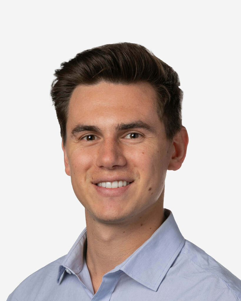 Meet Our Renewable Energy Experts | Arevon